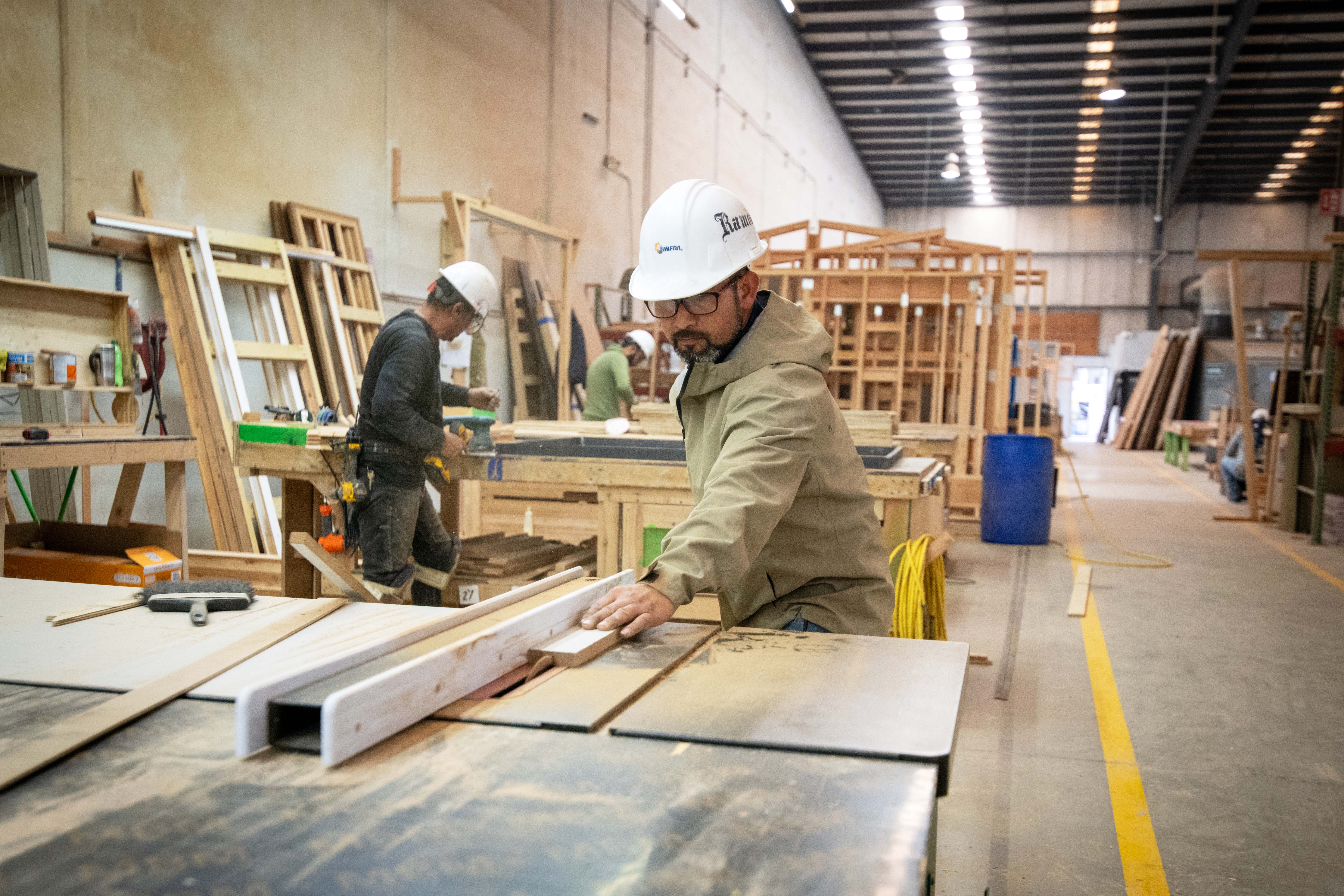 Prefab vs. Traditional Build: What’s the Difference? | Clever Tiny ...
